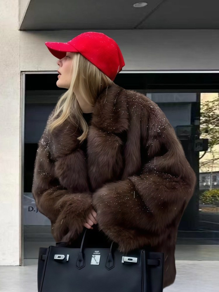 Fur Coat – A D O R A